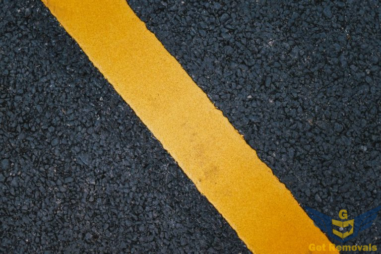 Can You Park on a Single Yellow Line? UK Rules and Guidelines Explained ...